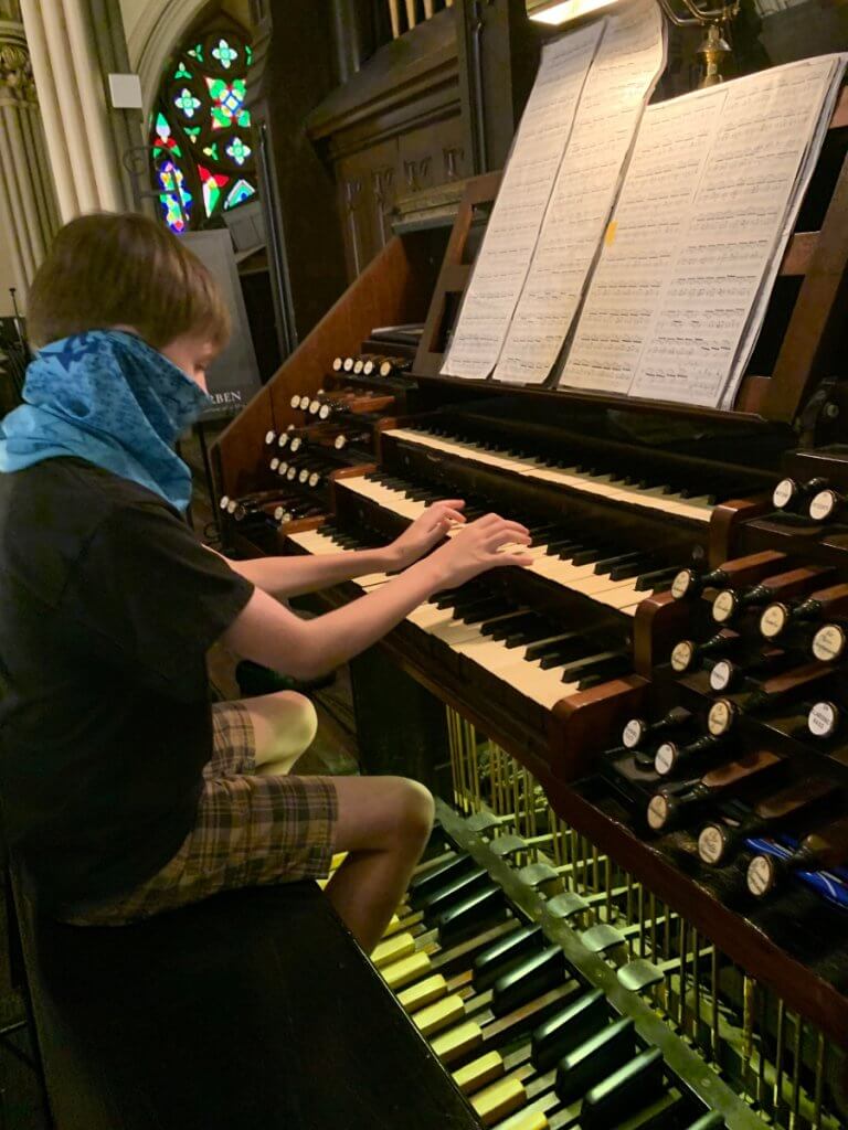 Erben Organ Days 2020: Organ Lesson & Tour for Make Music NY Day ...