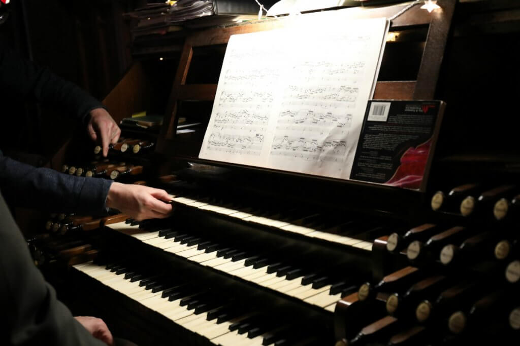Celebrating Henry Erben's 219th birthday in the organ loft - Friends of ...